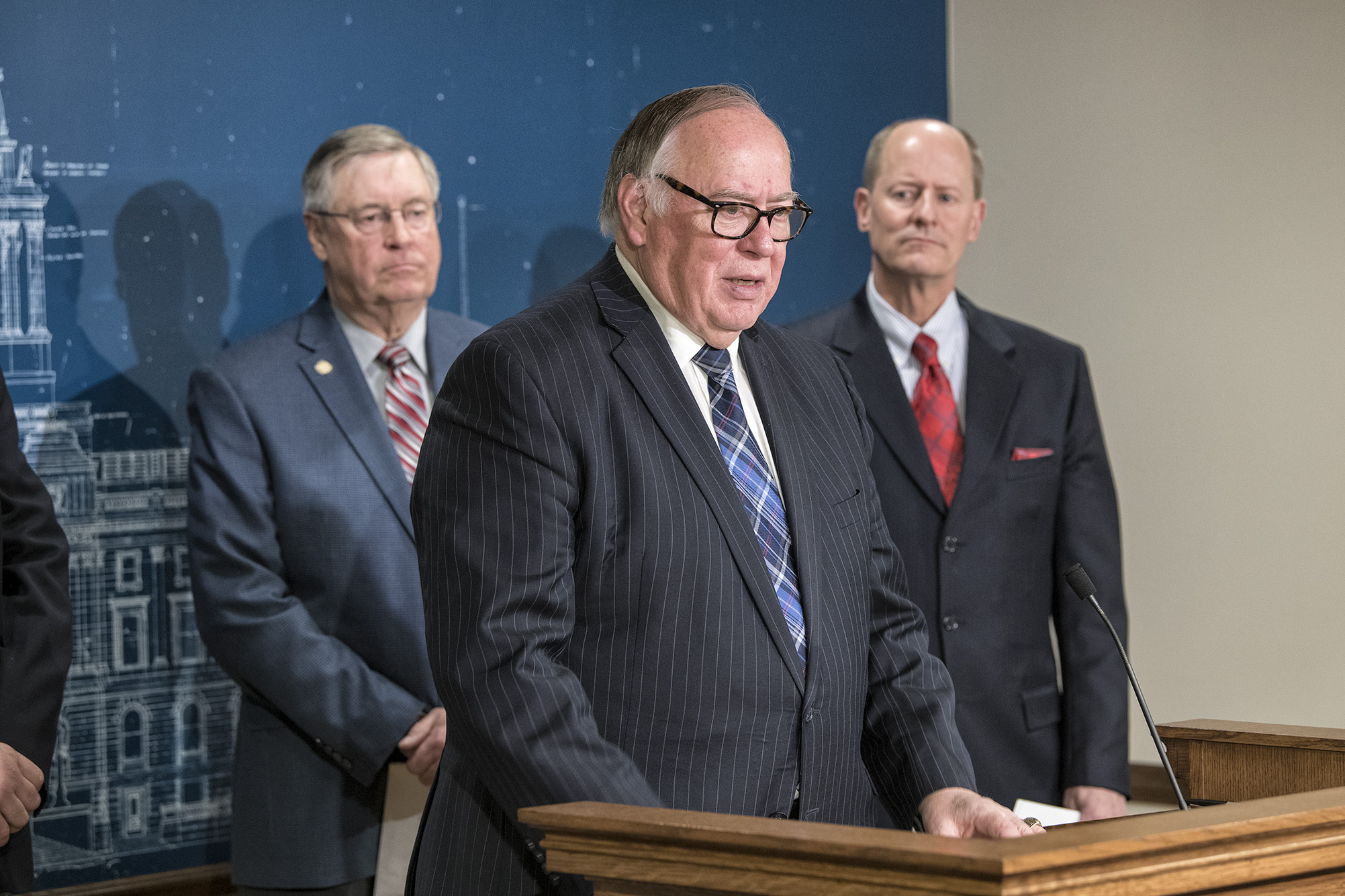 Sen. Senjem, Minnesota Senate, pass relief bill to help local employers ...
