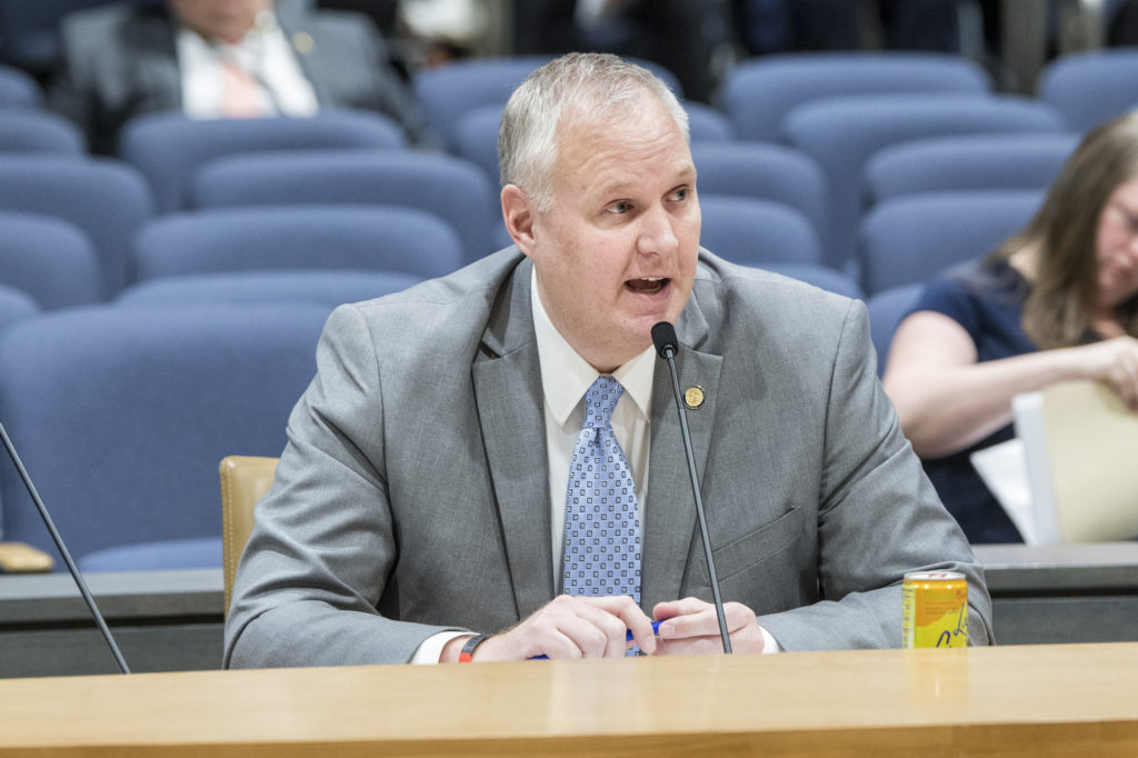 Minnesota Senate passes bill to Support Small Businesses in Crisis ...