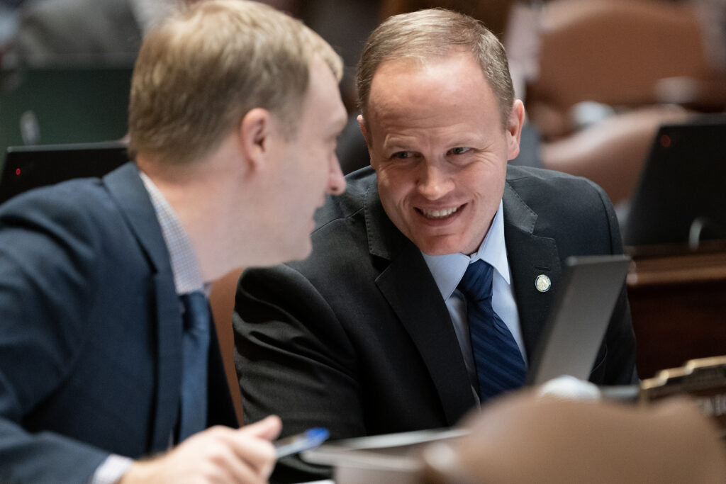 Divisive gun bill passes Senate on party line vote - Minnesota Senate ...