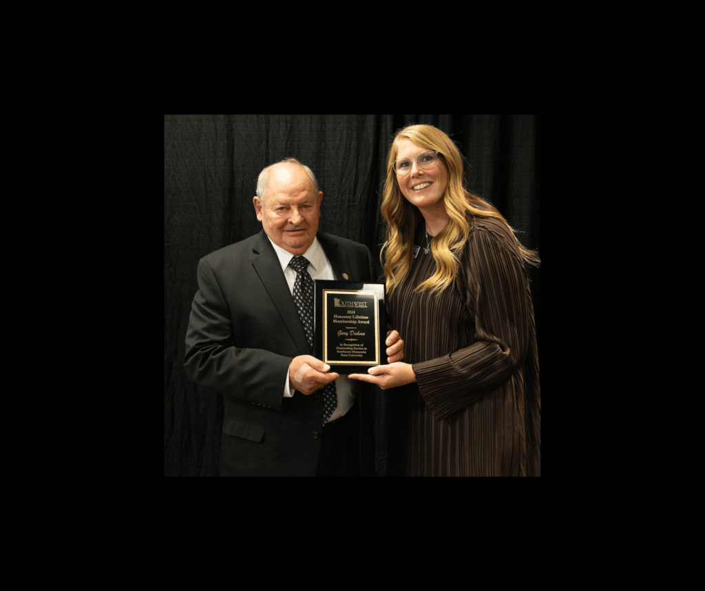 Senator Dahms Receives SMSU Award - Minnesota Senate Republicans